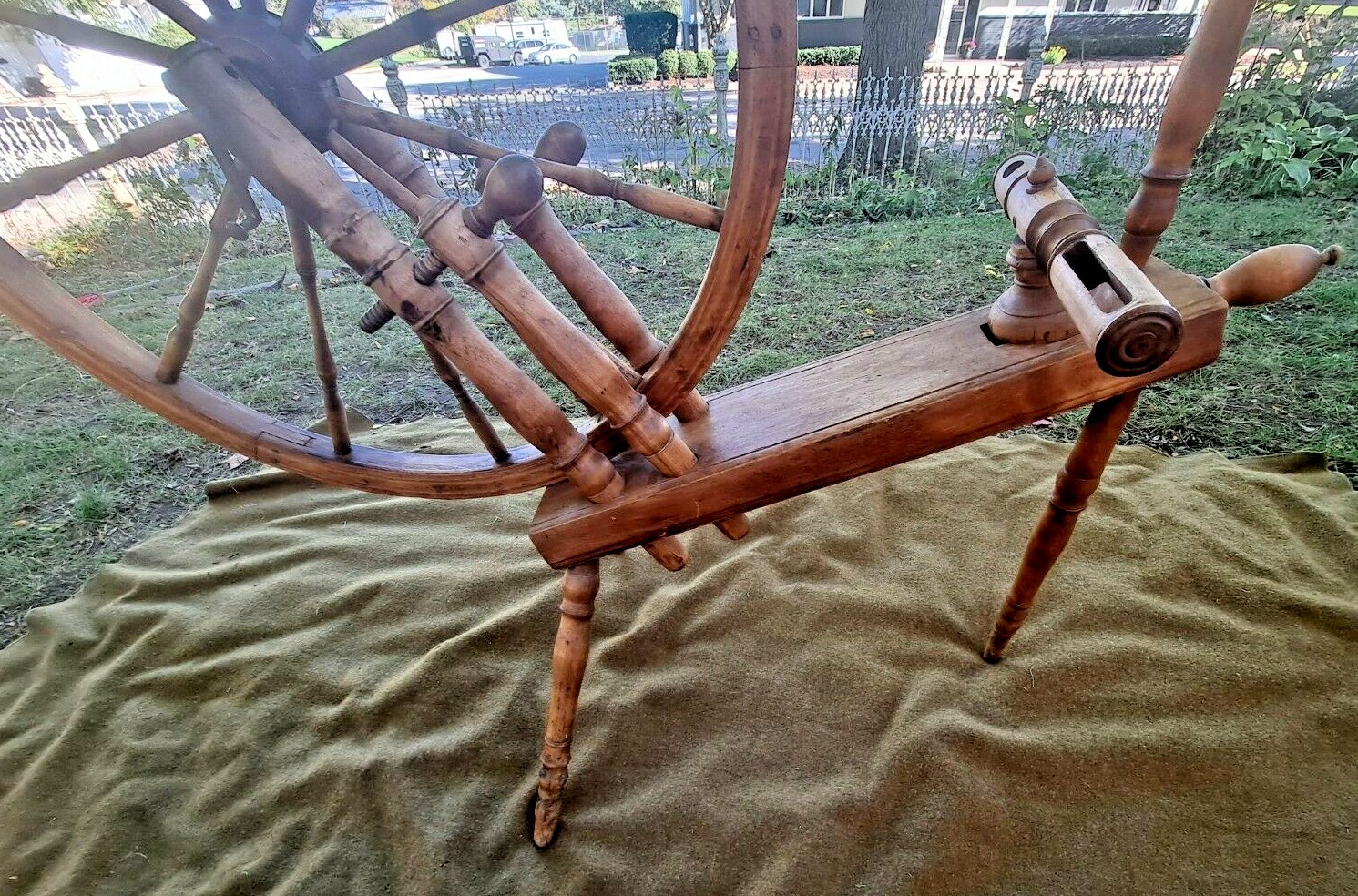 Antique Primitive Spinning Wheel | eBay