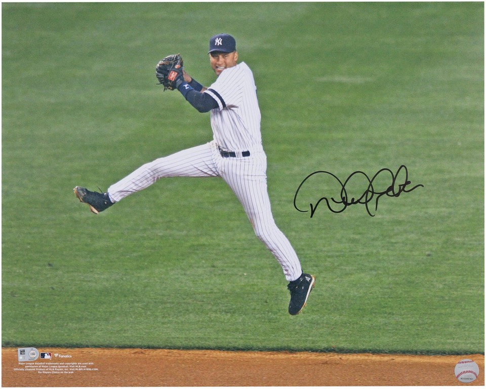 Derek Jeter New York Yankees Autographed 16'' x 20'' Jump Throw ...