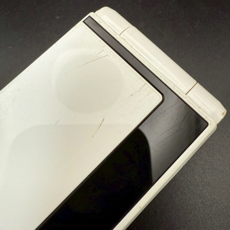 Docomo Fujitsu F-06D White Style Series Flip Phone keitai SIM FREE FROM ...