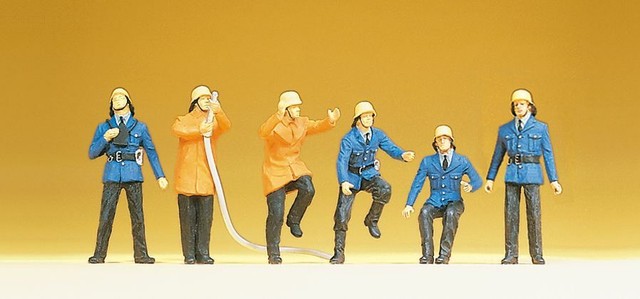 6 Fireman Firefighter Preiser 1/87 Miniature Diorama Model Figure HO ...