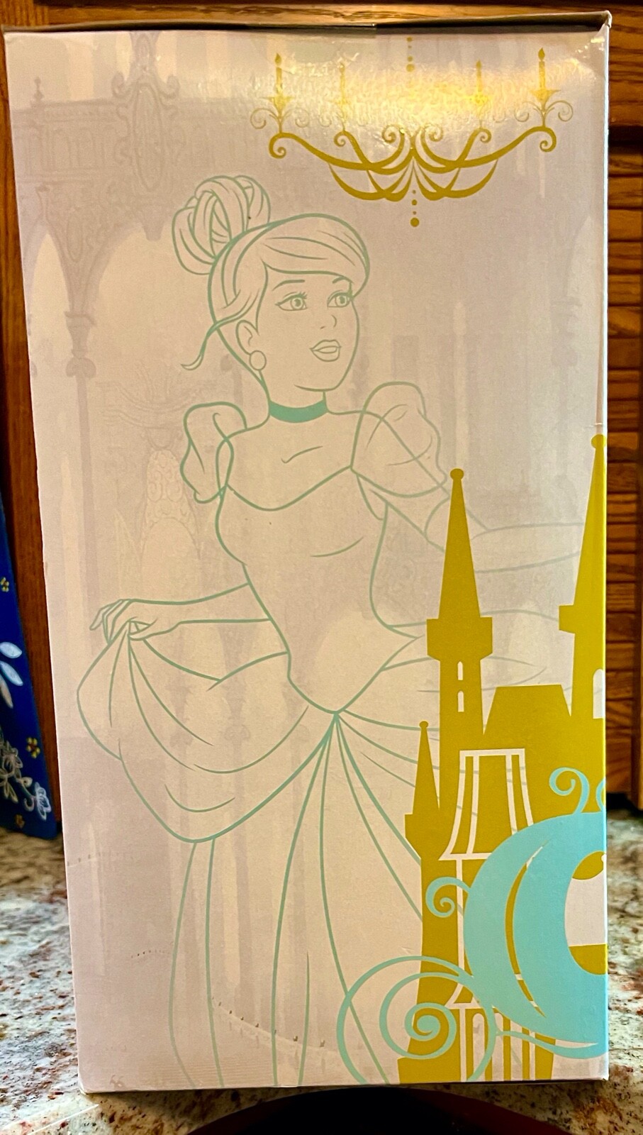 Disney Store***PRINCESS CINDERELLA VANITY PLAYSET ***NIB....Sold out ...