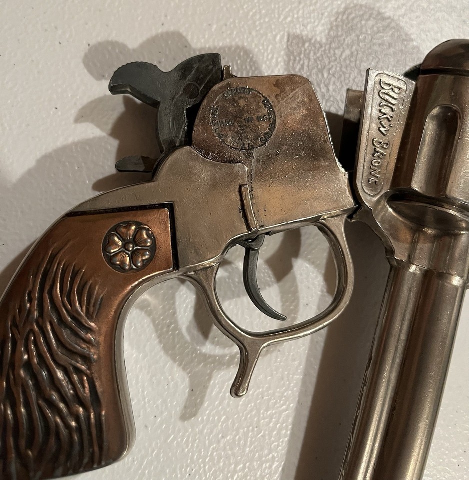 Buck 'n Bronc Cap Gun B-22 Marshall 50 shot repeater Cowboy Western ...