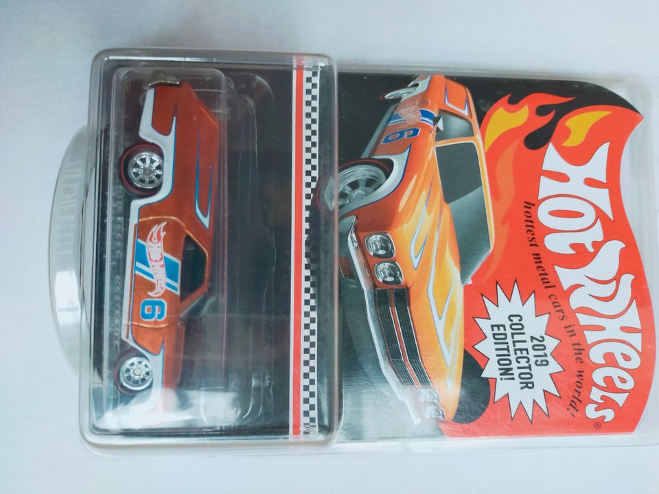 Hot Wheels RLC 2019 70 Chevelle Delivery Red line club RLC model carded ...