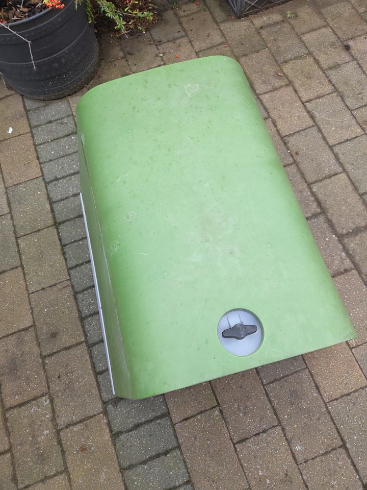 Omlet Eglu Classic Chicken Coop Clean Good Safe Condition | eBay UK