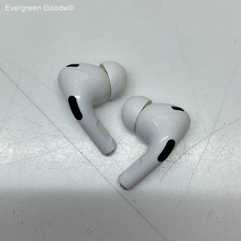 Apple AirPod Pro 2nd Gen Pair with Charging Case Model A2698 Untested ...