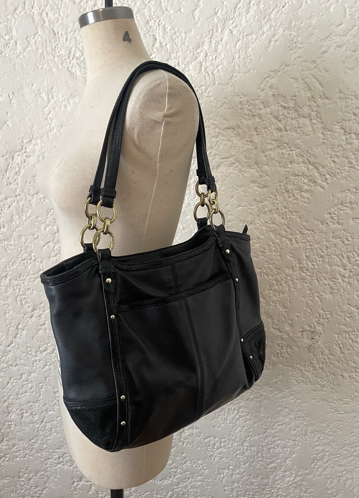 Coach Alexandra Shoulder Bag in Black with Gold Chain… - Gem
