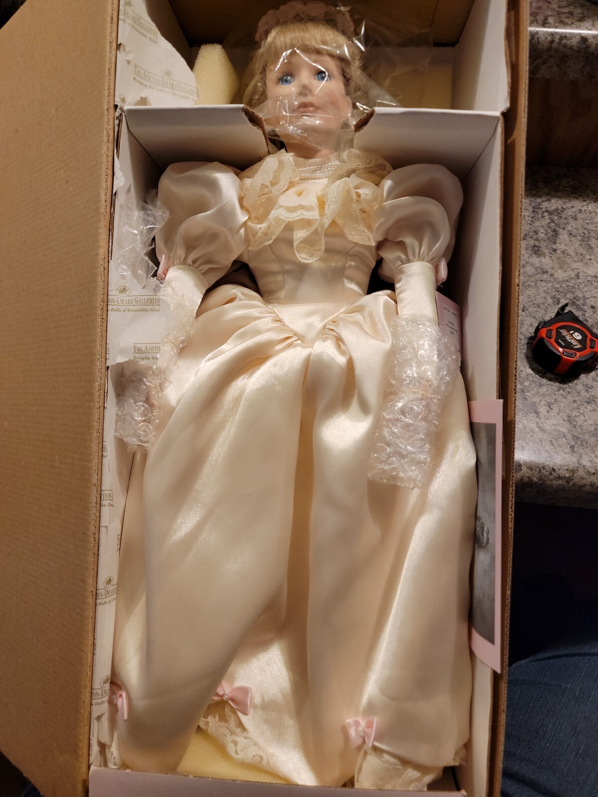 Ashton Drake Lisa's 1990's Wedding Dress Bridal Doll 19" This Day ...