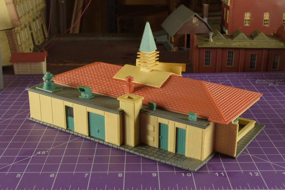 TycoKIT by POLA Howard Johnsons HO Scale Motel, old school MNO | eBay
