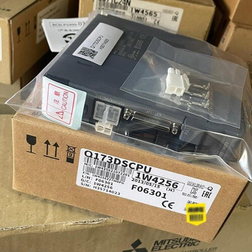 Brand New in Box Mitsubishi Q173DSCPU PLC Motion Controller Expedited ...