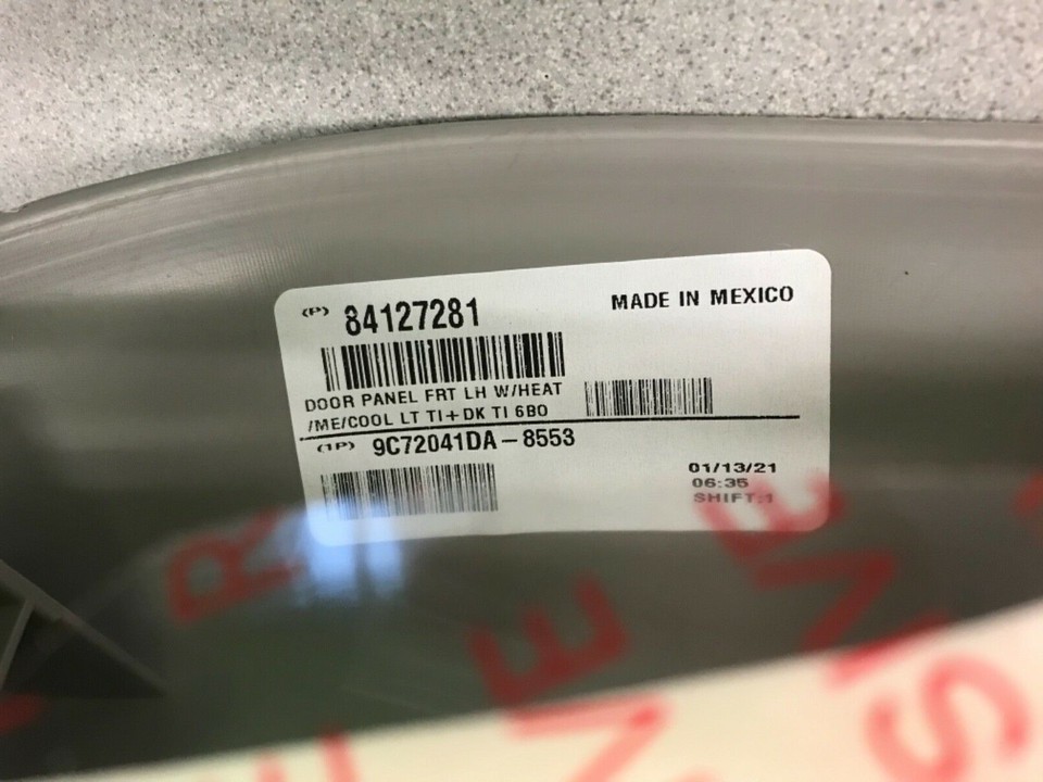 Oem Gm interior front door trim panel left drivers side 84127281 ...