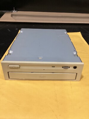 TEAC Model CD-540E Internal Beige IDE CD-ROM Compact Disc PC Drive ...
