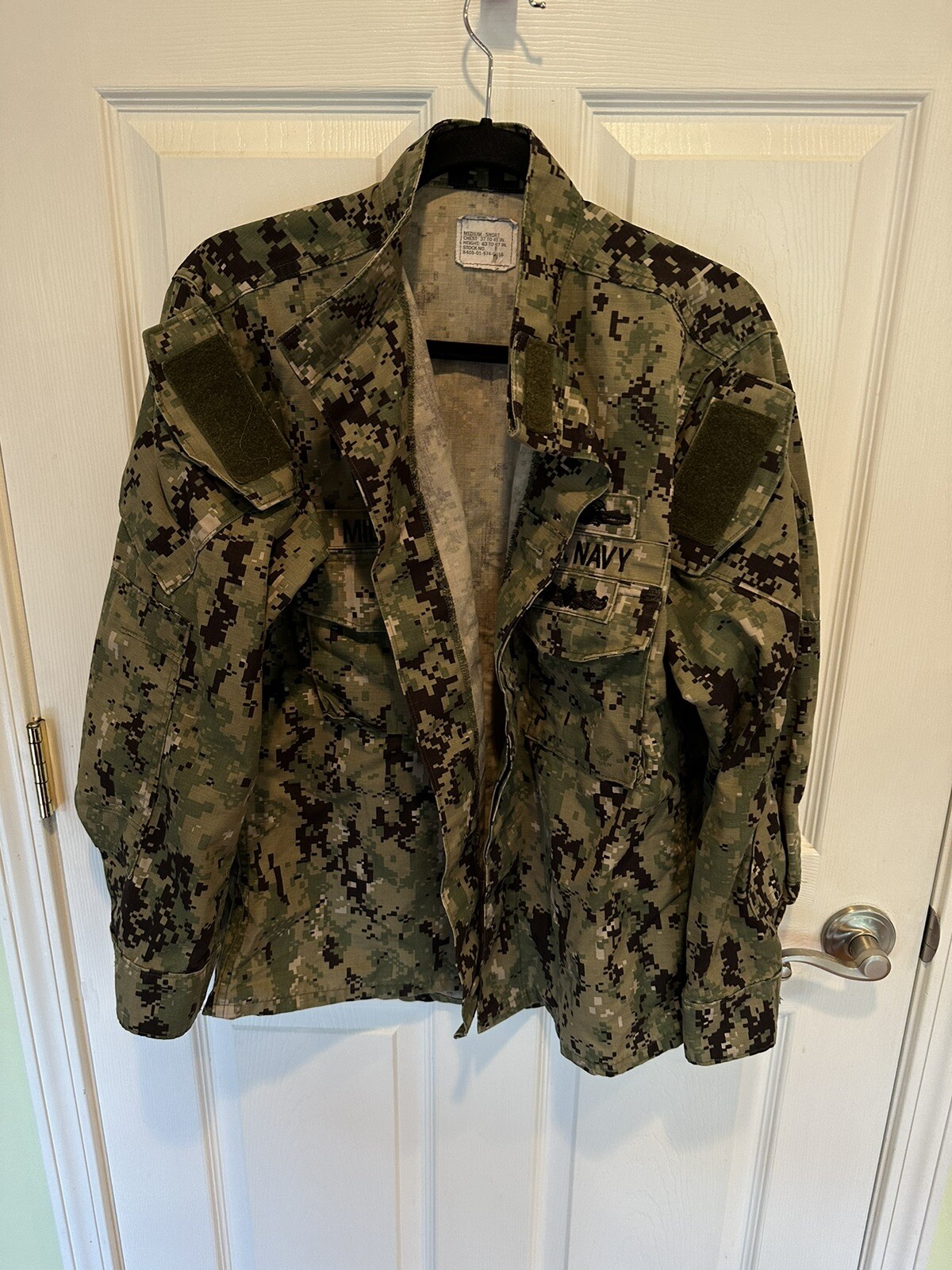 U.S. NAVY NWU TYPE III AOR2 BLOUSE SHIRT SIZE MEDIUM SHORT USN UNIFORM ...