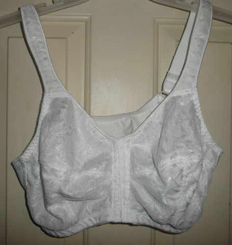 SIZE 44C FRONT CLOSE, WIRELESS BRA FROM JUST MY SIZE EUC | eBay