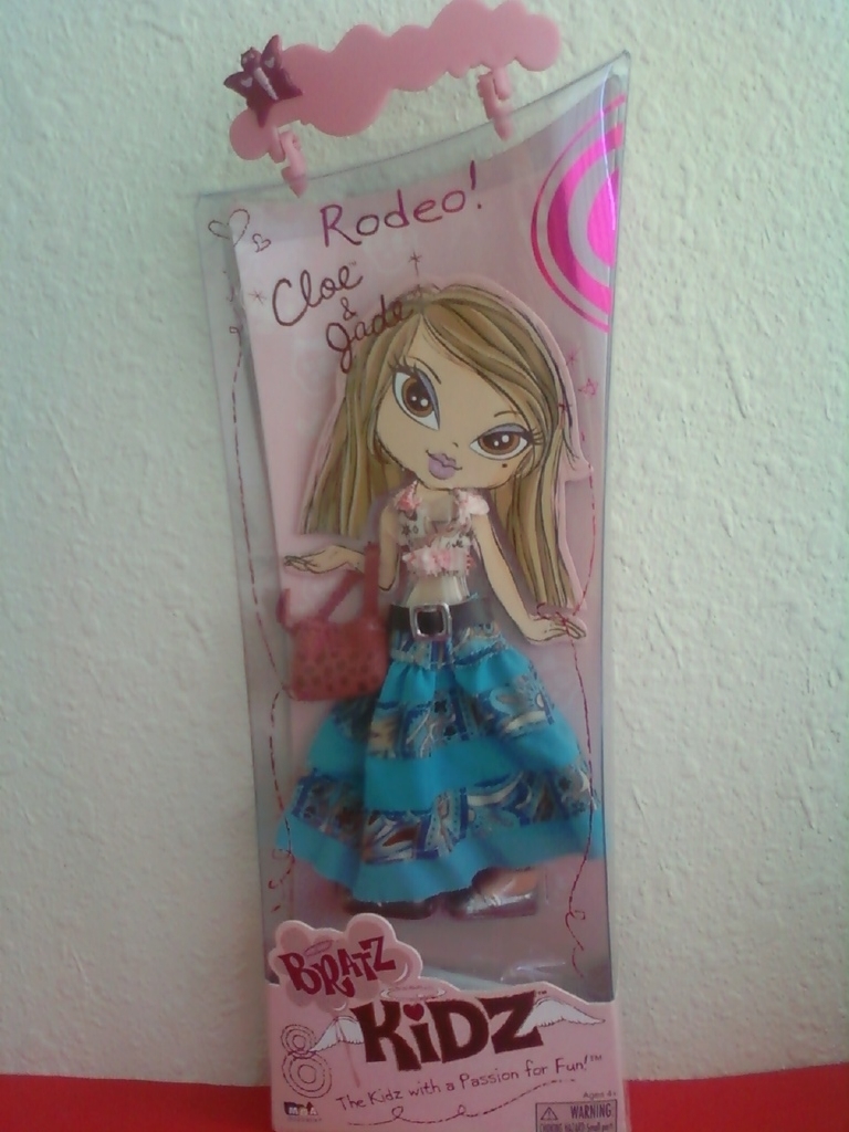 Girlz Girl Bratz Kidz Rodeo Cloe Doll Fashion Pack Skirt Top Purse ...