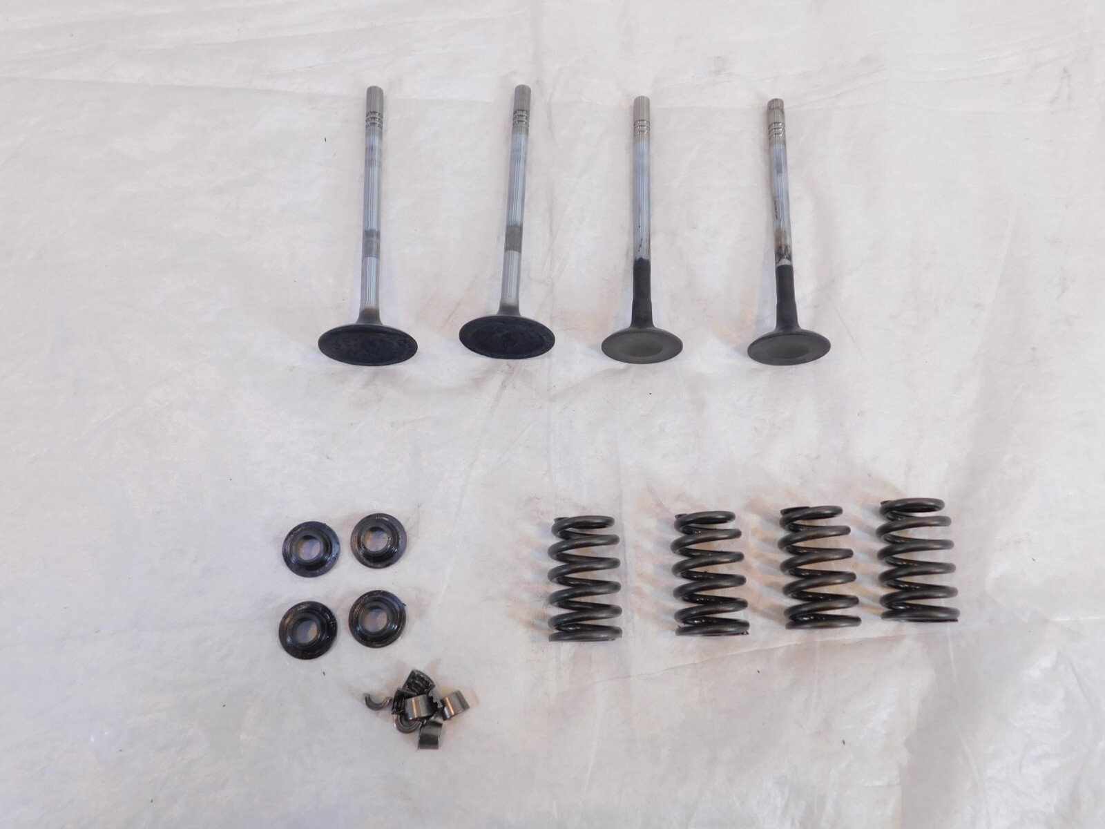Victory Vision Kingpin & Vegas Exhaust & Intake Valves w/ Retainers ...