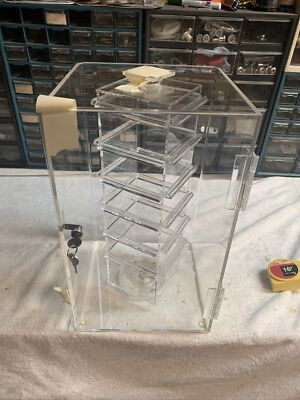Display Cases - Rotating Display Case