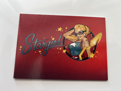STARGIRL 2014 Cryptozoic DC Epic Battles BOMBSHELLS Bi-fold insert card ...