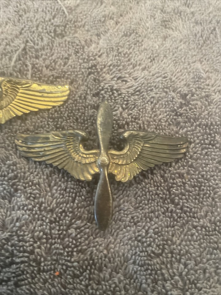 Vintage Aviation Cadet WW2 USAAF Hat Cap Screw-On Pin Badges | eBay