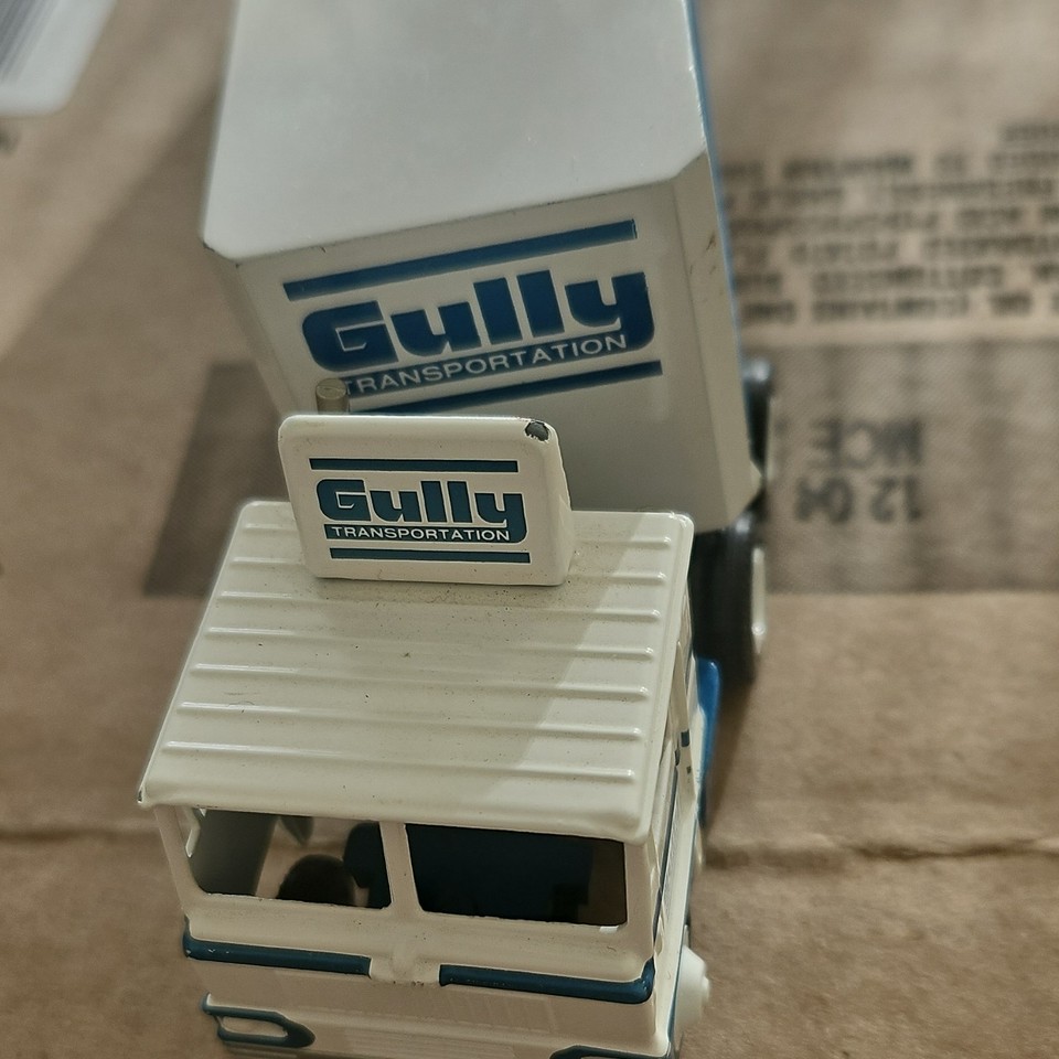 Gully Transportation Diecast Tractor Trailer Semi Truck White/Blue | eBay