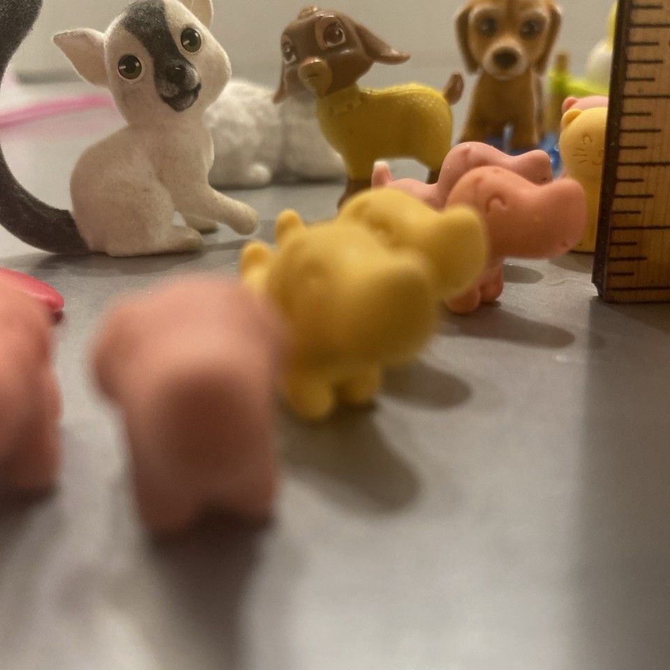 Vintage Lot 35 Variety Of Figurines Toys Collectables Small Ones Are ...