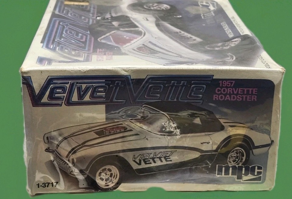 Vtg 1981 MPC Velvet Vette '57 Corvette Roadster Model Car Kit 1-3717 ...