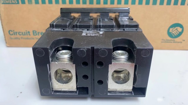 Siemens Q2200B 2 Pole Main Circuit Breaker for sale online | eBay