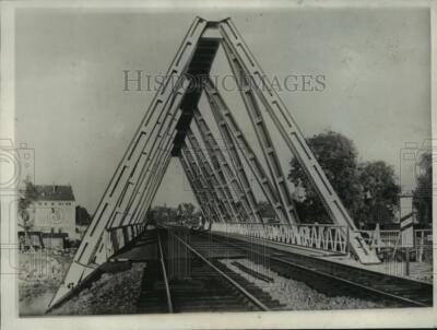 1930 Press Photo World's first triangular bridge spans the Roer River ...