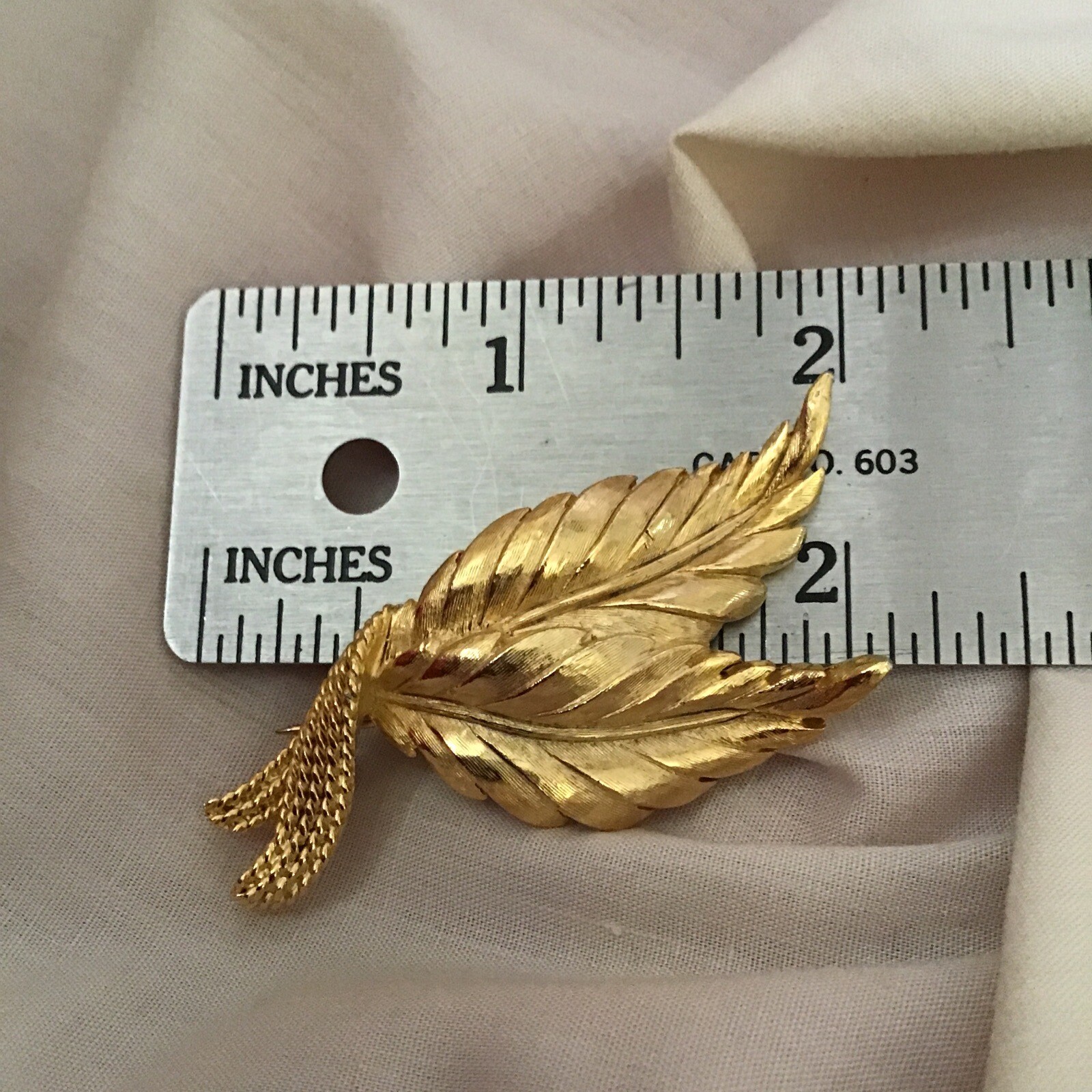 Vintage Gold Tone Double Leaf Monet Pin/ Brooch Leave… - Gem