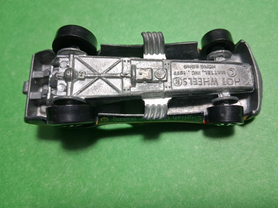 Hotwheels 1977 Tom Mongoose McEwen Corvette Funny Car Silver Body Color ...