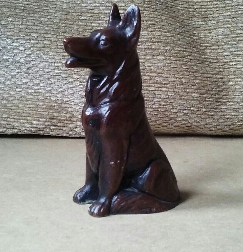 Priory Castings - Alsatian / German Shepherd Dog - Figurine / Ornament ...