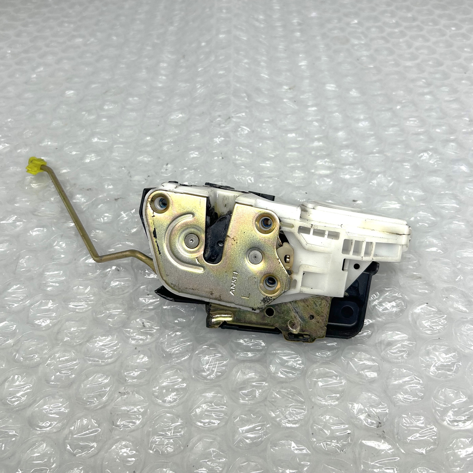 DOOR LATCH FRONT LEFT MITSUBISHI PAJERO SHOGUN V75W MK3 3.5 | eBay