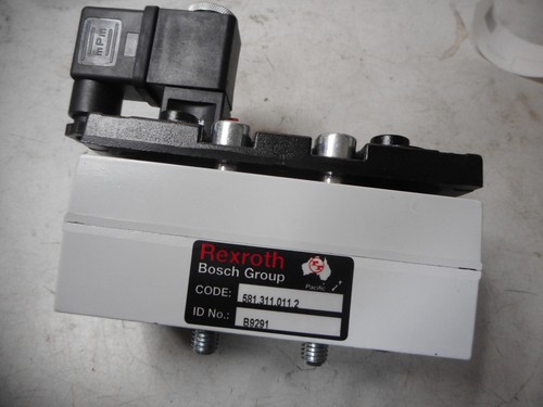 REXROTH BOSCH -- MECMAN DIRECTIONAL CONTROL VALVE 24DC Coil -- 581 ...
