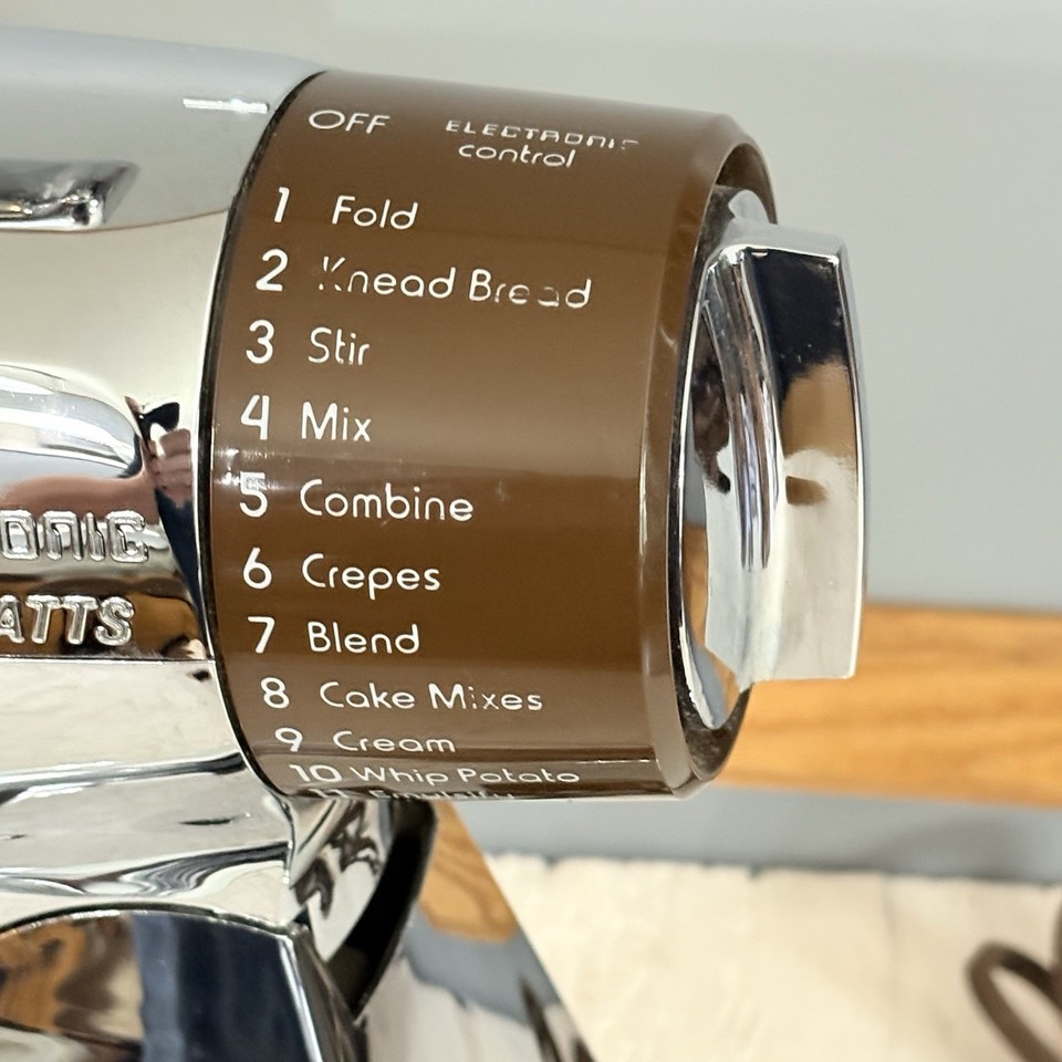 Sunbeam Power Plus Mixmaster vintage chrome & brown 16 speed Stand ...