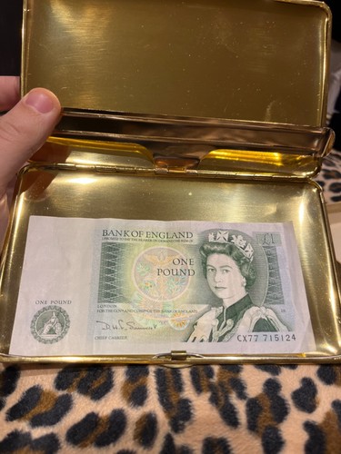 BANK OF ENGLAND QUEEN ELIZABETH ONE POUND NOTE. | eBay