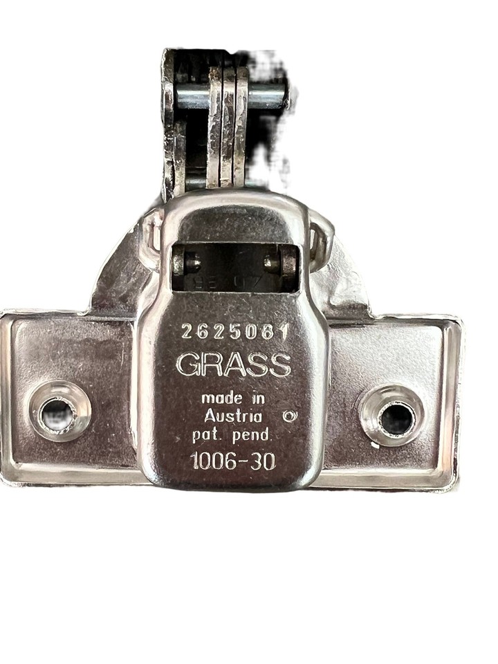 GRASS Cabinet Hinge 1006-30 Clip On 110° HALF Overlay, Spring Loaded | eBay