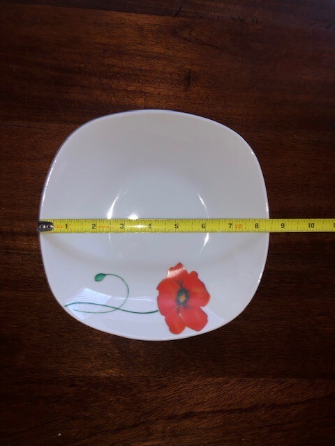 84pc Porcelain Poppy Dinnerware Set - Tabletops Gallery very gently ...