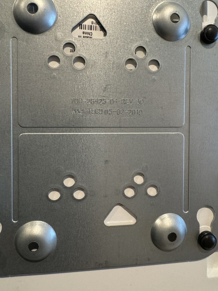 Cisco AIR-AP2802I-B-K9 802.11ac 2802I With AIR-AP-BRACKET-1 Access ...