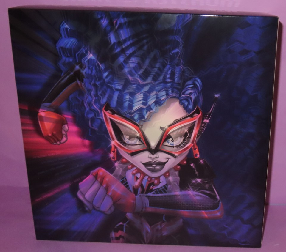 Monster High Ghoulia Yelps Comic Con HRP95 G1 2024 Deadfast SDCC Doll ...