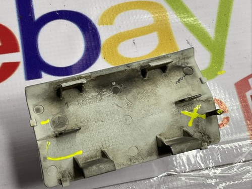 2008 - 2011 MERCEDES-BENZ W204 C300 REAR RIGHT BUMPER TOW HOOK COVER ...