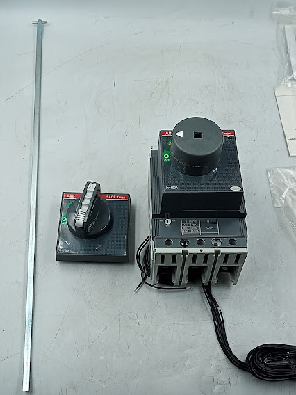 Disjuntor Manopla ABB Sace TMAX T2L 160 100A 690V-800V | eBay