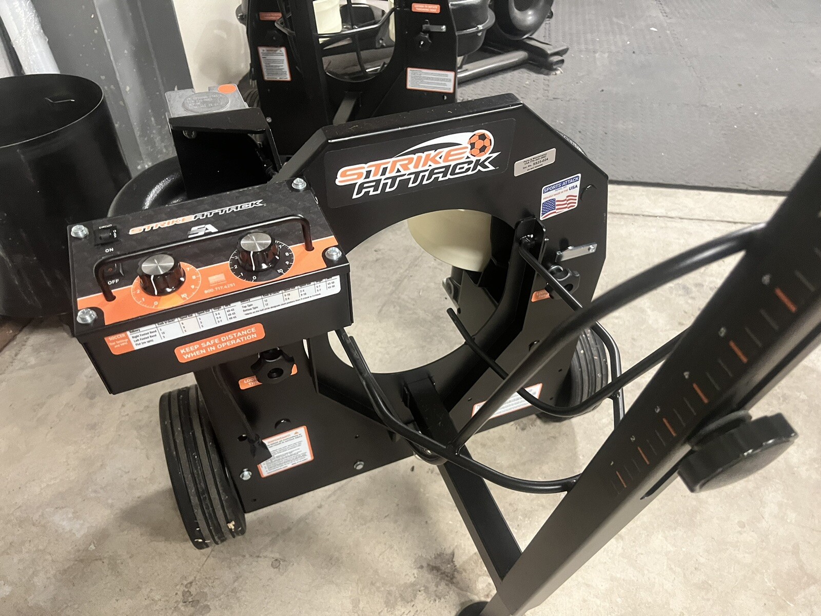 Strike attack soccer Pitching Machine AC Or DC Available With Charger ...