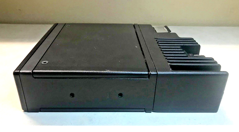 Motorola Astro Spectra UHF Mobile Radio D04SKF9PW5AN 482-512 MHz | eBay