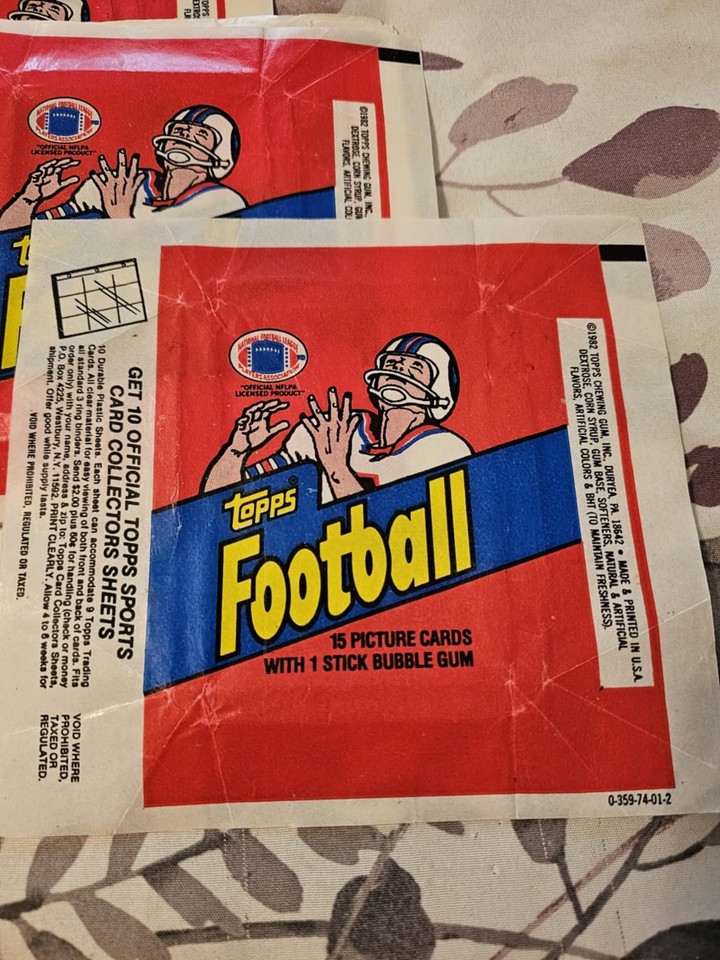 TEN (10) 1982 Topps Football wax pack empty wrappers BIG DISCOUNT on ...