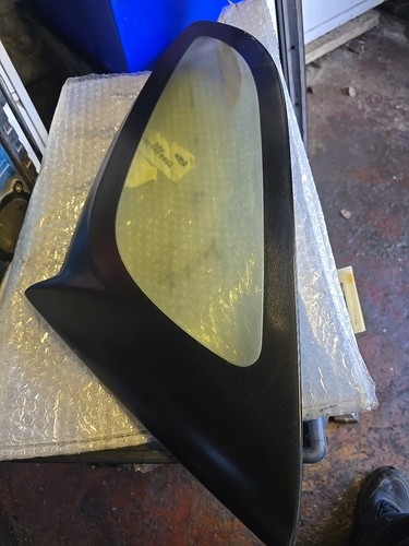 0000651V011 LEFT REAR TRIANGLE QUARTER GLASS / 124769 FOR MICRO COMPACT ...