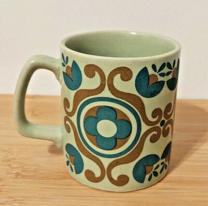 Groovy Green 70s Pattern Coffee Mug Flower Pattern Hippie Boho Vintage ...