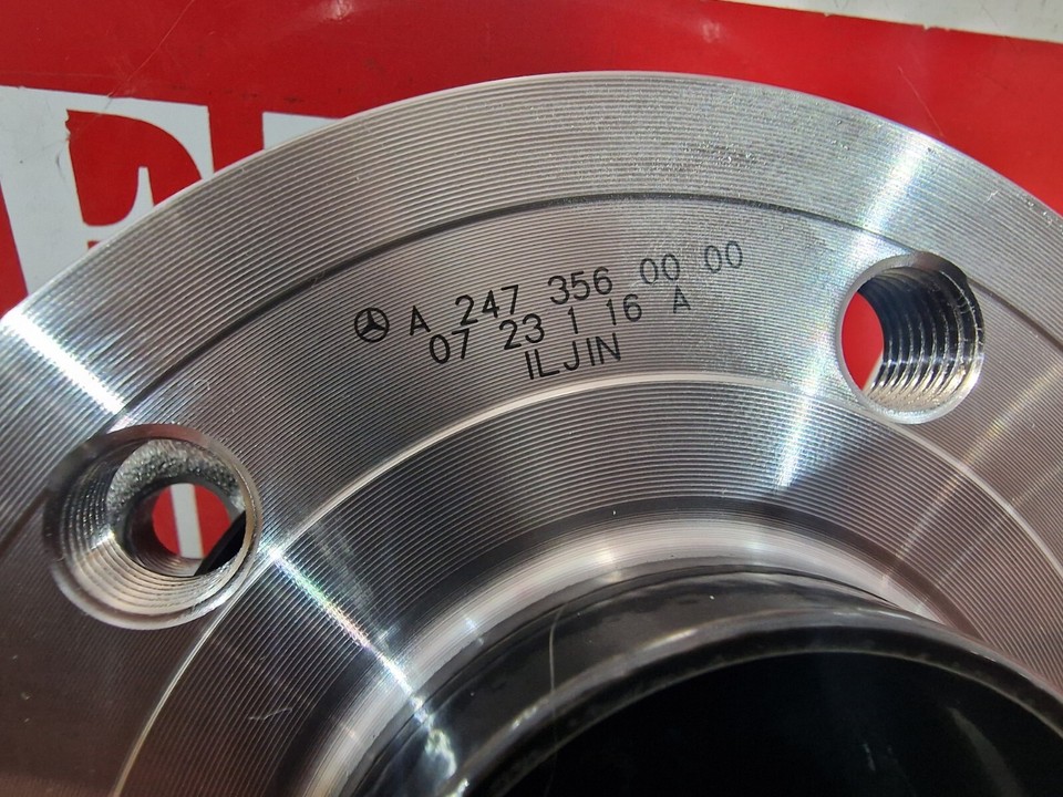 **NEW GENUINE MERCEDES B CLASS W247 REAR WHEEL BEARING 2019-ON ...