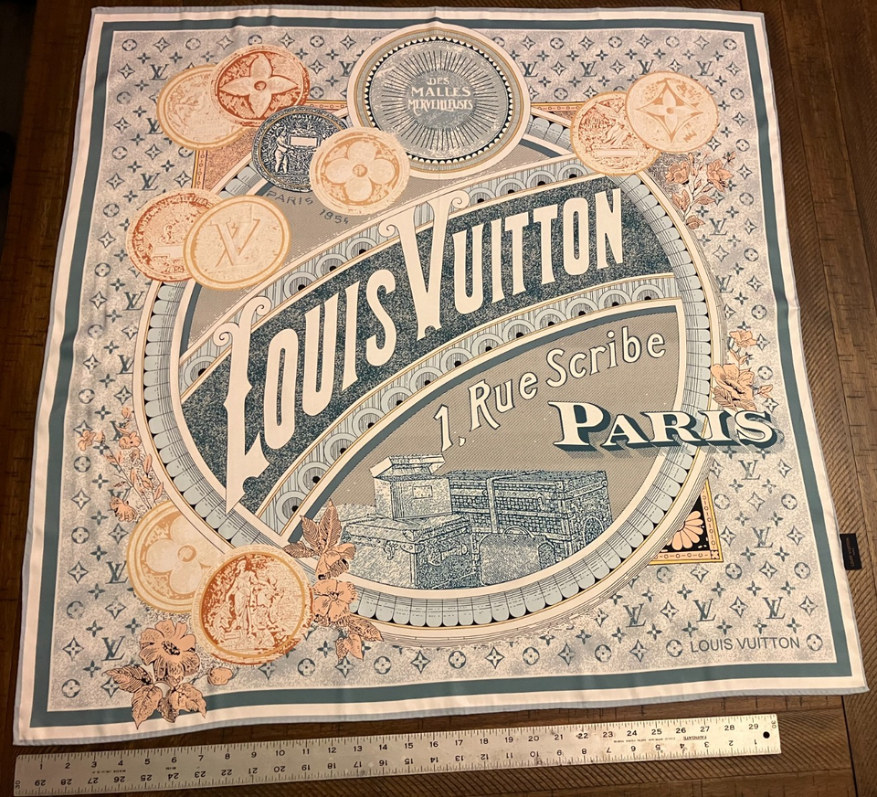 LOUIS VUITTON Monogram LV pattern Cream Green Scarf Size 34x34 inch | eBay