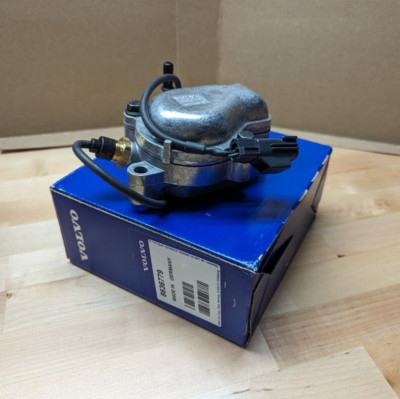 8636779 Engine Coolant Thermostat Housing - 1999-2006 S80 XC90 ...