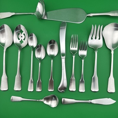 AMERICAN COLONIAL Oneida CUBE Heirloom Satin Stainless Flatware ...