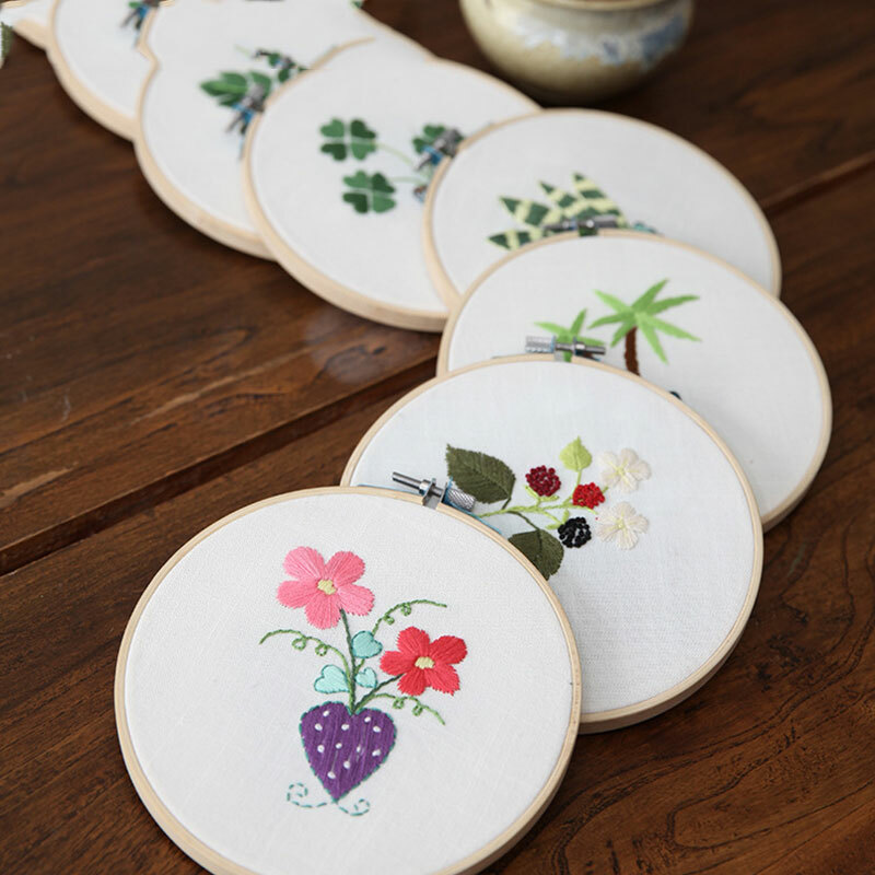 DIY Embroidery Kit for Beginners Flower Pattern Cross Stitch Needlework ...